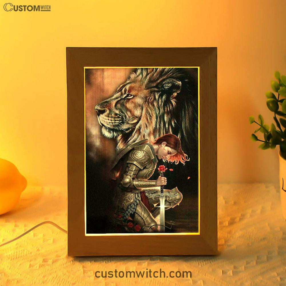 Female Warrior Kneel And Lion Of Judah Frame Lamp Art - Christian Home ...
